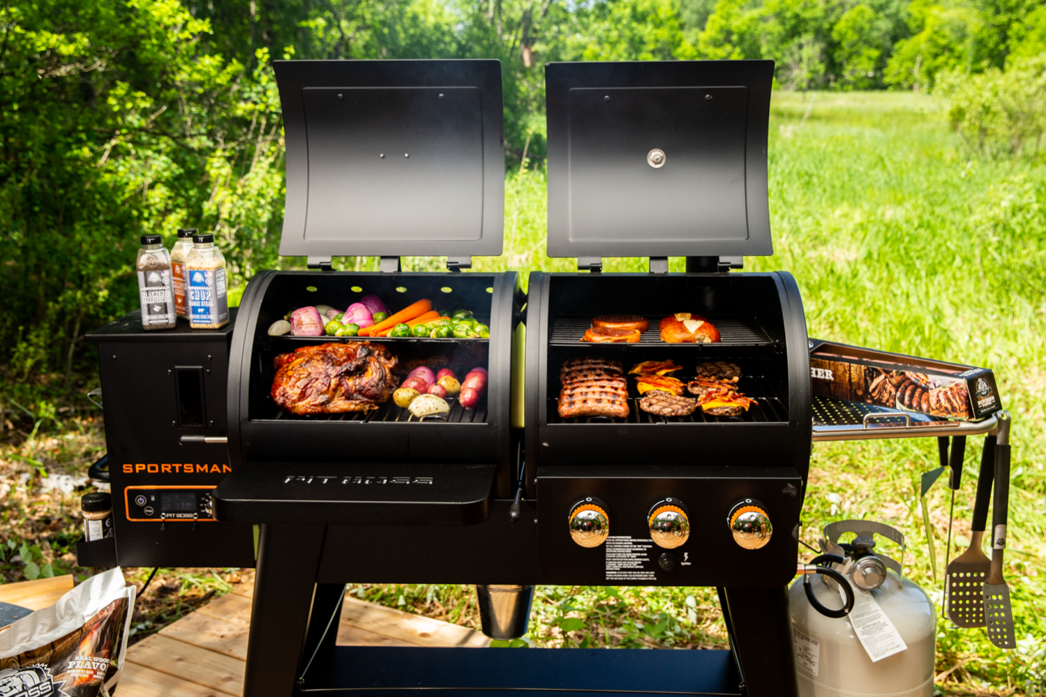 Pellet and gas grill combo store